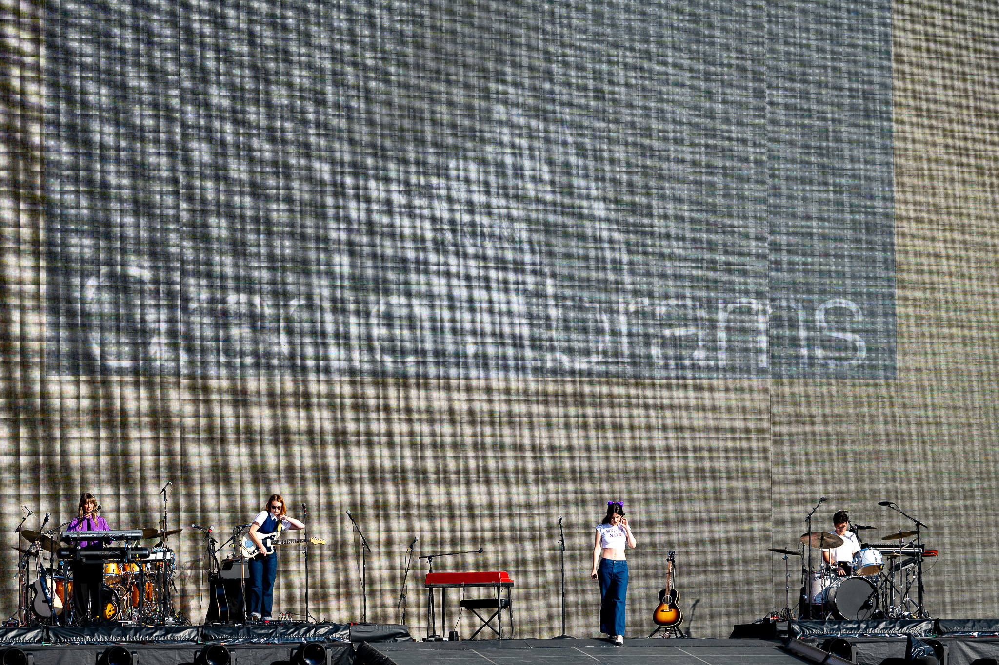 gracie-abrams (5)